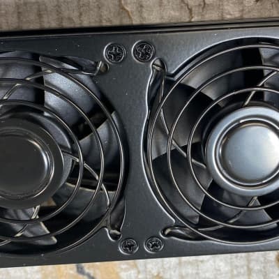 AC Infinity Cloudplate T7 - Rack Cooling Unit | Reverb