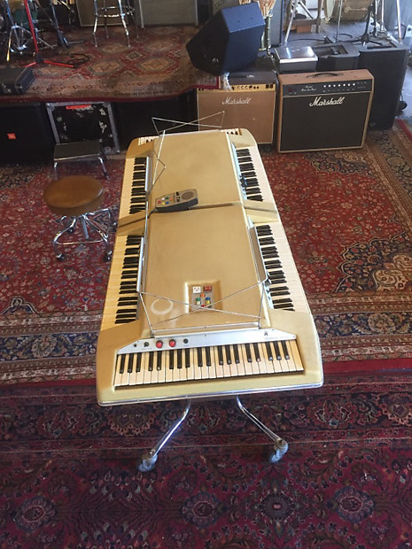 Musitronic MKS-470 1968 (6) keyboard Teaching Station Rare, | Reverb