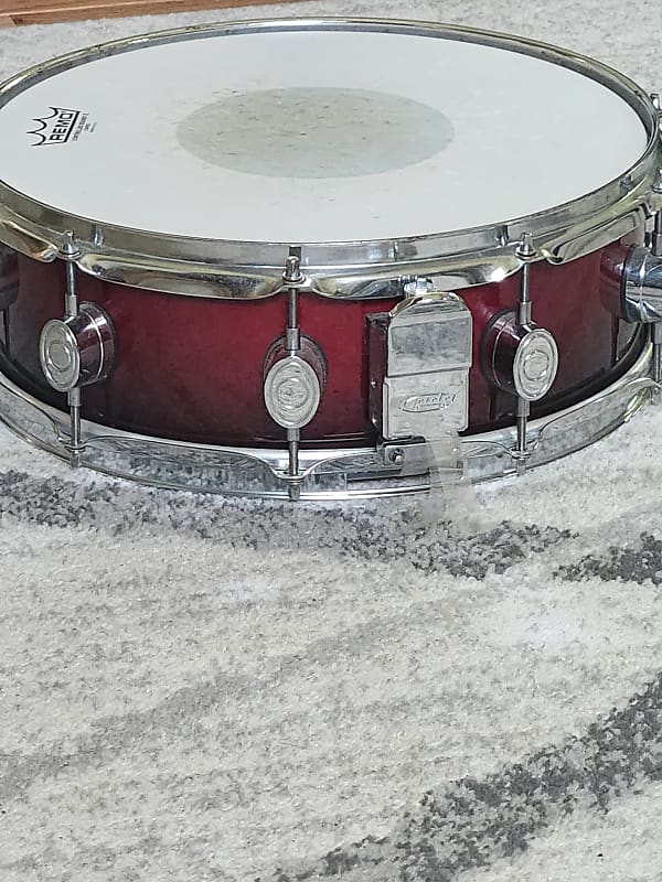 PDP M5 5x14 Maple Snare Drum Cherry to Black Fade PDP M5 mid | Reverb