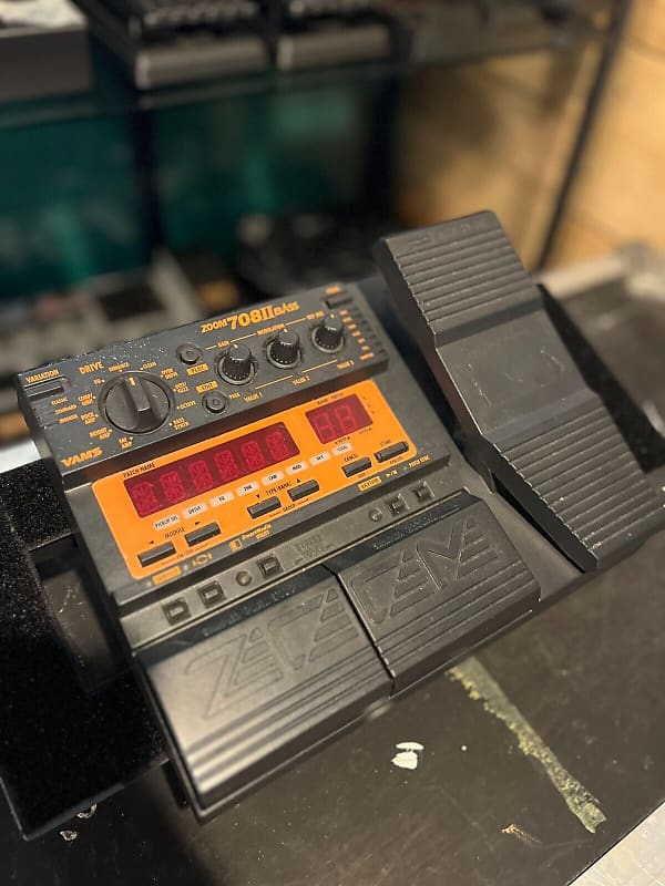 ZOOM 708 II Bass (Bass Guitar) Multi-Effects Pedal | Reverb