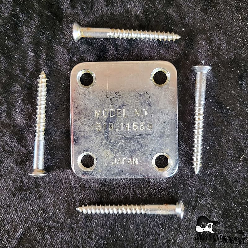 Silvertone / Matsumoku 1455 Square Neck Plate w/ Screws | Reverb