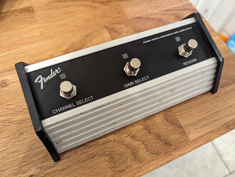 Fender Channel/gain/reverb 3-way Footswitch 1993 | Reverb