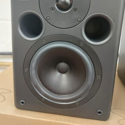 QUESTED S7R STUDIO MONITOR (PAIR) NEW | Reverb UK