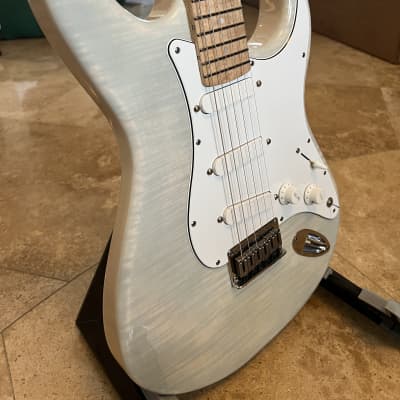 Kiesel Delos - Custom Transparent White over Flamed Maple | Reverb