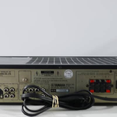 Yamaha R-30 Stereo Receiver | Reverb Canada