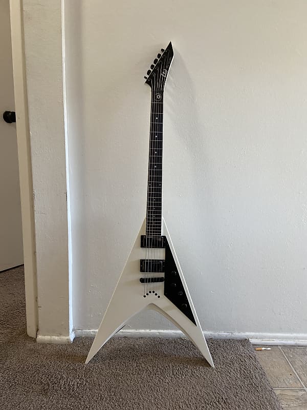 ESP LTD Dave Mustaine DV8-R 2006 snow white | Reverb