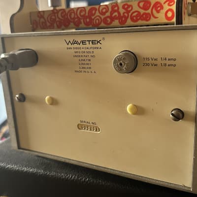 Wavetek Model 142 HF VCG Generator late 80's | Reverb
