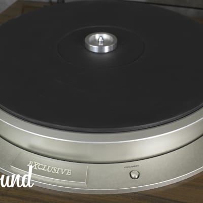 Pioneer EXCLUSIVE P10 Direct-Drive Turntable in Very Good | Reverb