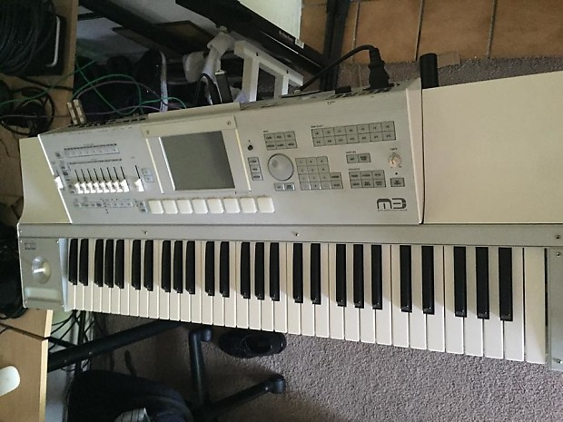 Korg M3 61 Key Xpanded Synthesizer with SKB hard flight case | Reverb