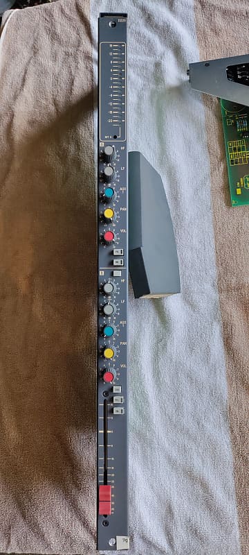 Soundcraft Delta Group Output D224 '9g' | Reverb