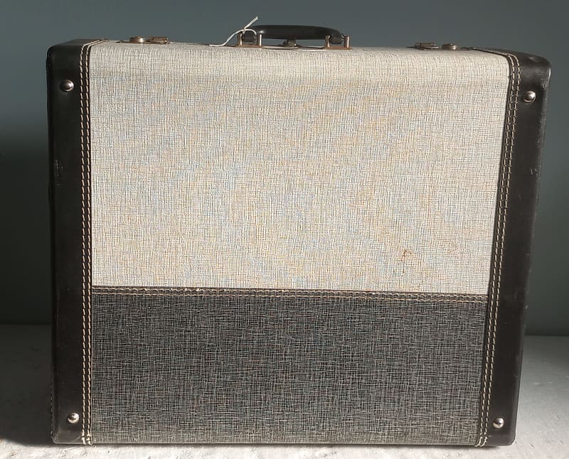 Case accordion Accordion | Reverb