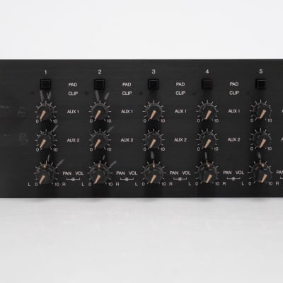 Yamaha MV802 8-Channel Rackmount Line Mixer #54284 | Reverb