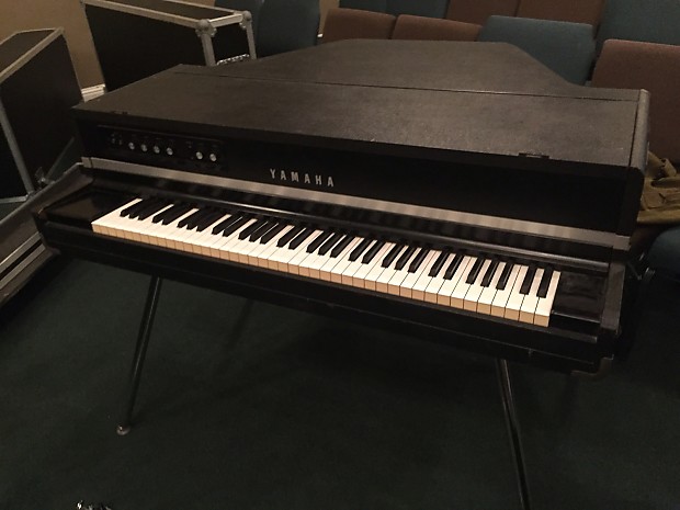Yamaha CP70 1970's w/ Road Cases | Reverb