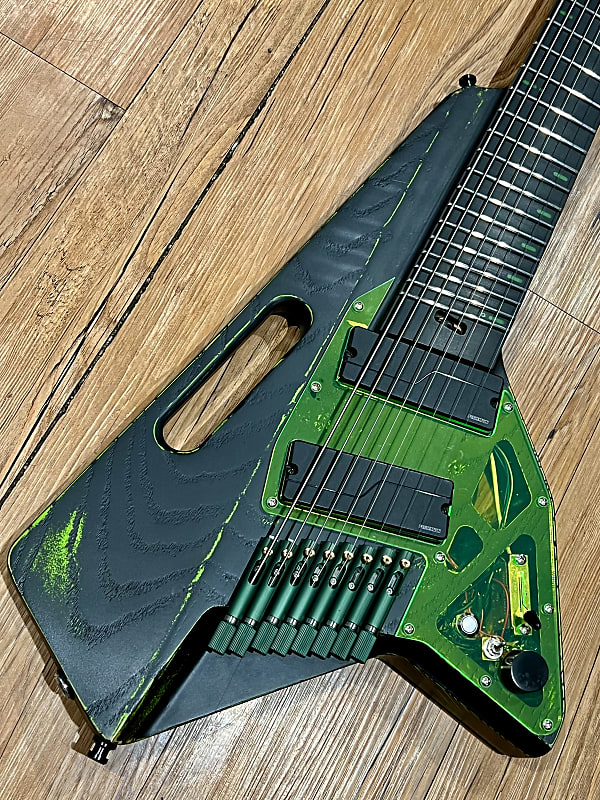 XOLO Custom Guitars Halo 8-string 2023 - Black & Green custom | Reverb