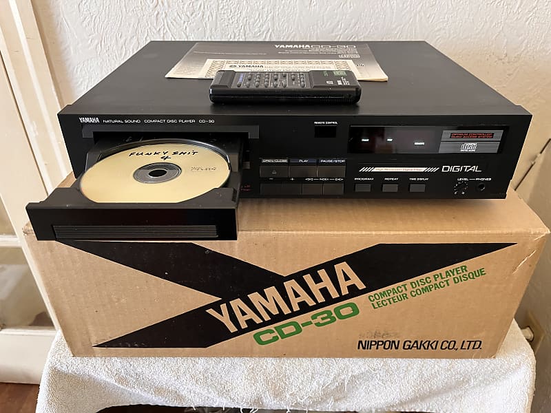 Time Capsule Yamaha CD-30 Compact Disc Player-IOB- Complete | Reverb
