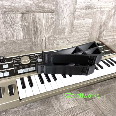 30º Angle Stand for KORG microKORG Synthesizer - Color BLACK | Reverb