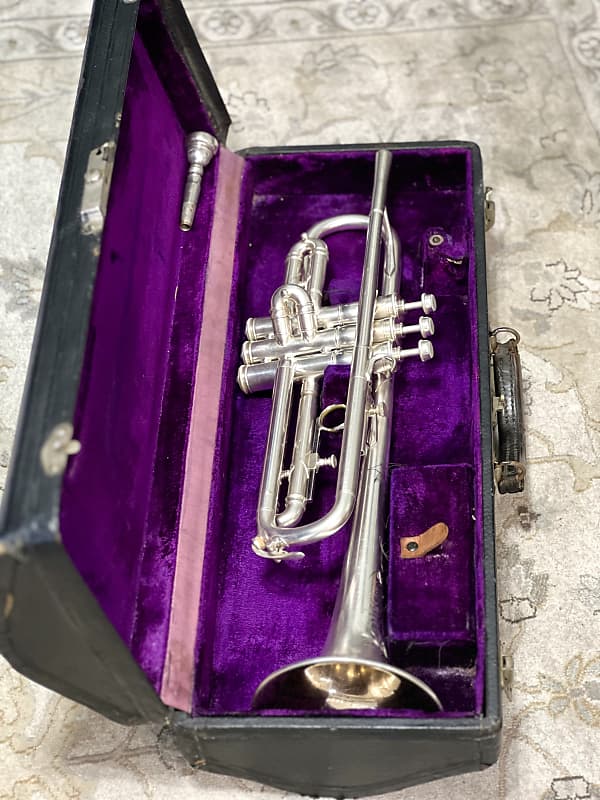 Spectacular Condition 1929 Holton Llewellyn Model Bb Vintage | Reverb