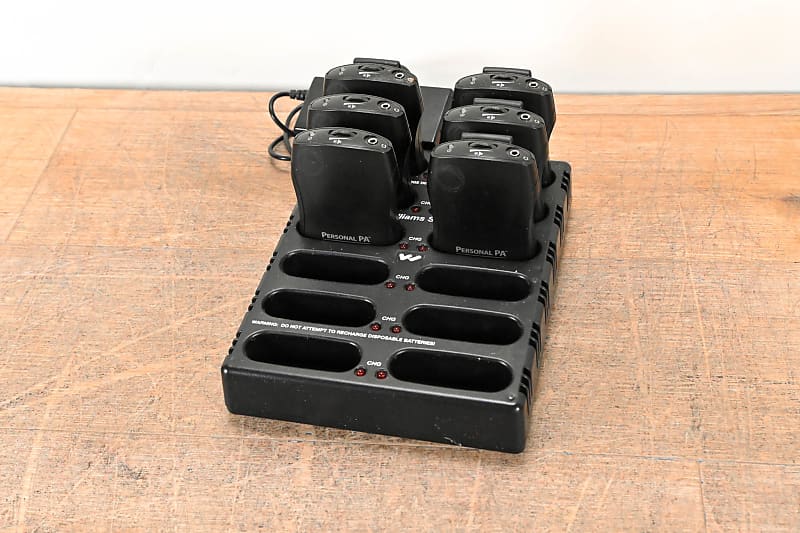 Williams Sound CHG 3512 12-Bay Bodypack Charger with R35 | Reverb