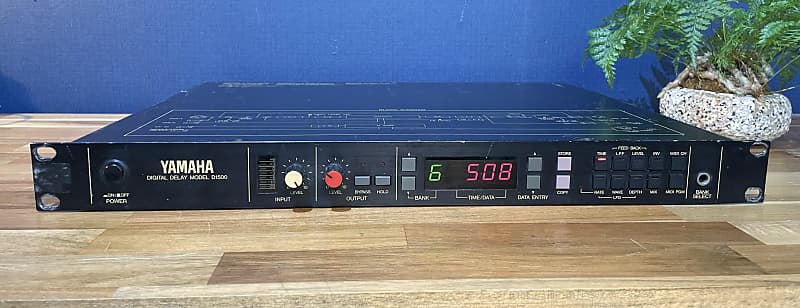 Yamaha D1500 Digital Delay Effects Processor | Reverb