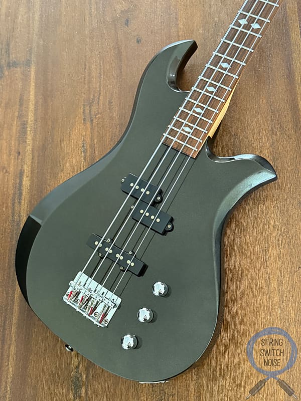 BC Rich Eagle Bass, 2000s, Black Gold Metallic | Reverb