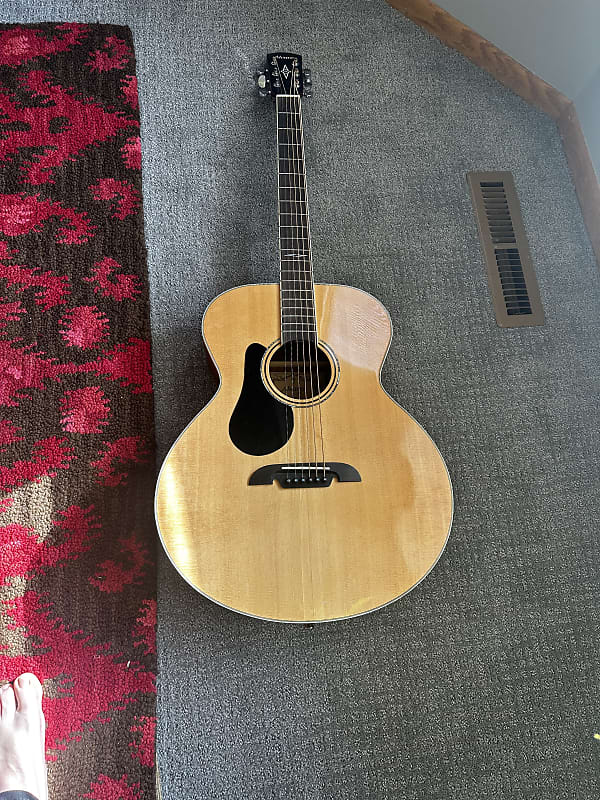 Alvarez Baritone Acoustic ABT60L - Natural Gloss left handed | Reverb