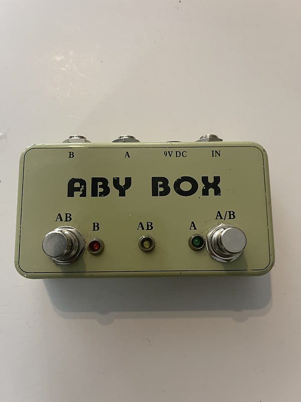 ABY Pedal led splitter | Reverb