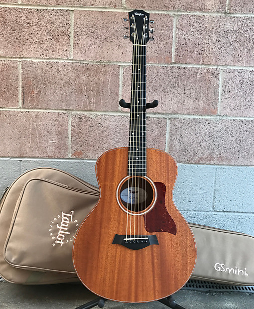 Taylor GS Mini w/gig bag | Reverb