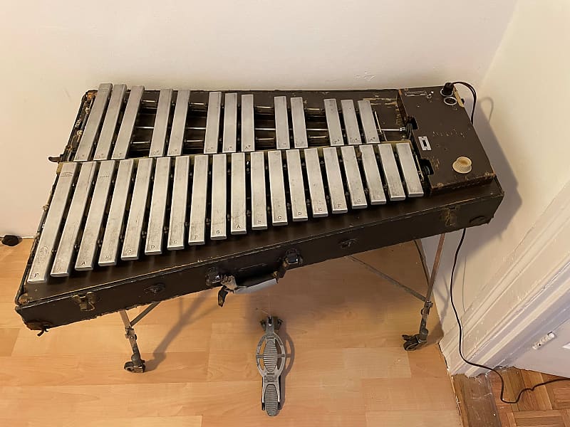 J.C. Deagan Model 147 Vibraphone | Reverb