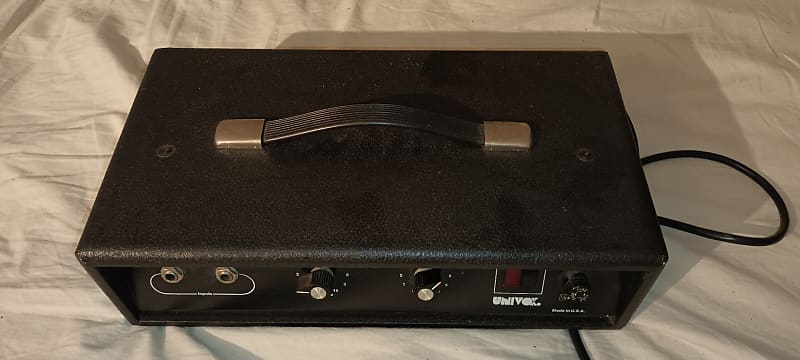 Univox UB250 Amp Head | Reverb France