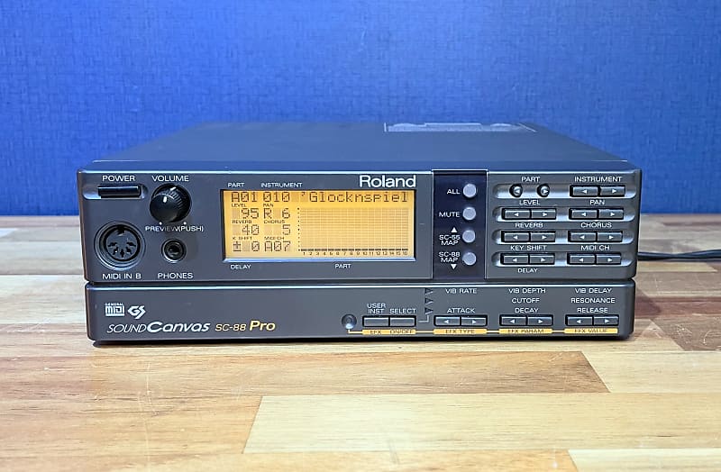 [Excellent] Roland SC-88 Pro Classic Desktop Synth | Reverb
