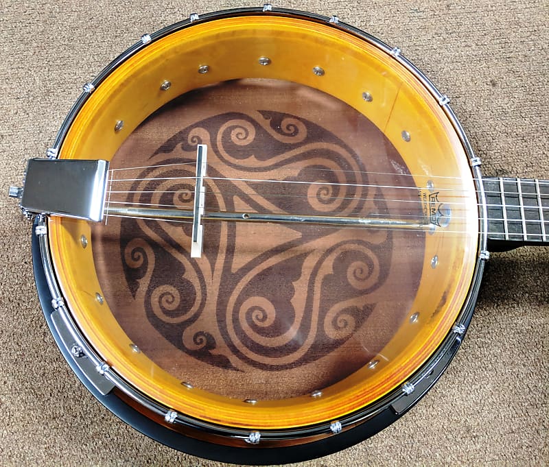 Luna BGB CEL 5 Celtic 5-String Banjo, Tobacco Burst, Remo 11” | Reverb