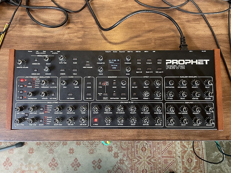 Sequential Dave Smith Instruments Prophet Rev2 Desktop | Reverb UK