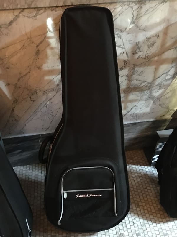 Roadrunner Classical polyfoam case | Reverb