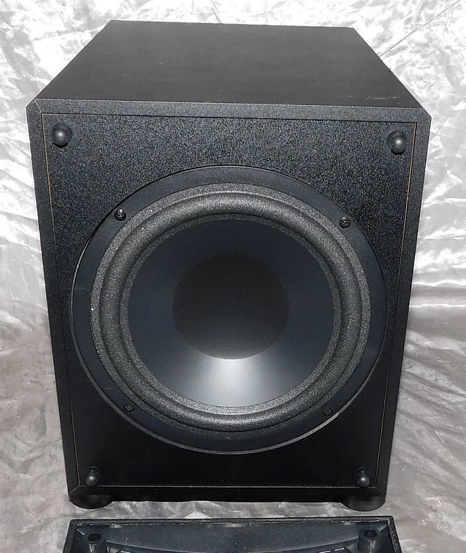 Definitive Technology Prosub 800 powered subwoofer | Reverb