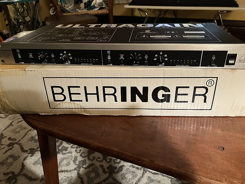 Behringer MIC 2000 _legacy | Reverb