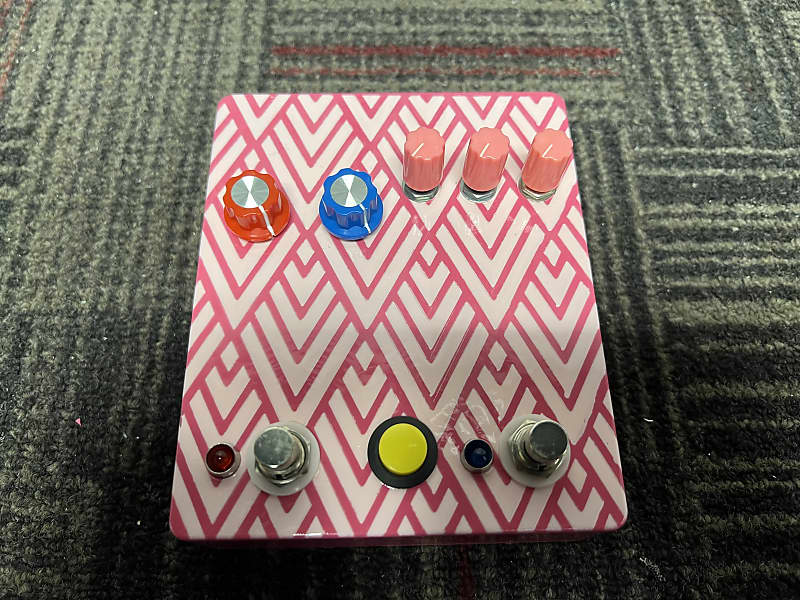 Digdugdiy LoFi Reverb - Pink | Reverb