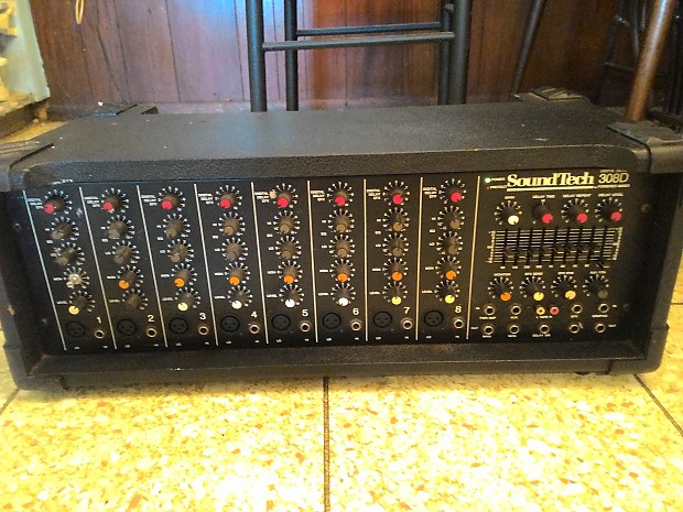 Soundtech 308d 8 channel powered mixer with delay | Reverb