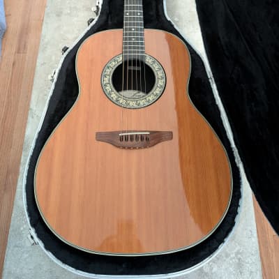 Pre-Owned Ovation Balladeer 1111-6 Acoustic Guitar w/Case | Reverb