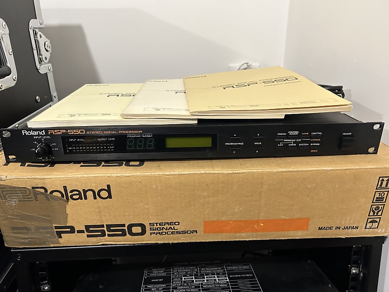 Roland RSP-550 in excellent condition, with box and user | Reverb