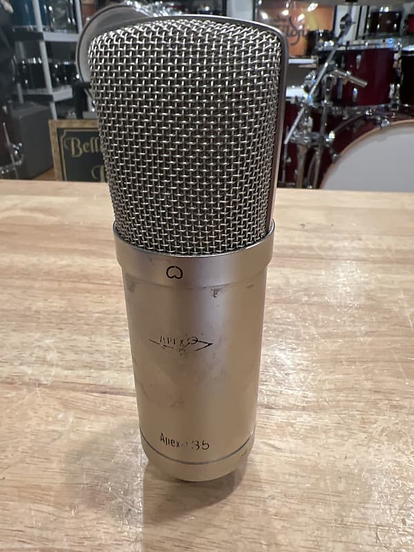 Apex 435 Microphones Sliver | Reverb