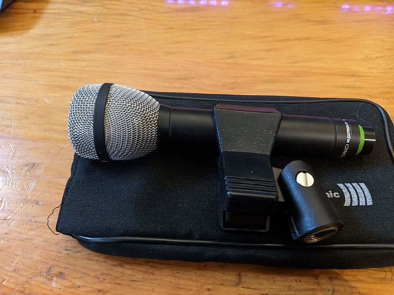 Beyerdynamic M69 | Reverb