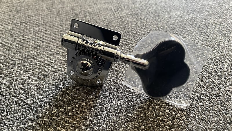 1 Fender bass tuner key | Reverb