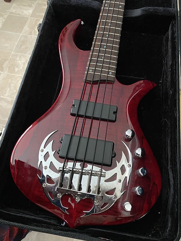 Traben Attack Array Limited 2009-2010 Red | Reverb