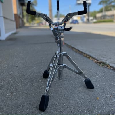 DW 9399 Heavy Duty Tom/Snare Stand | Reverb