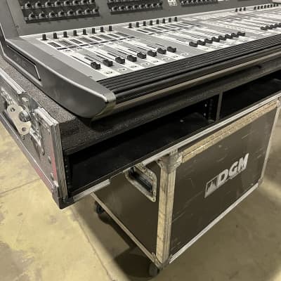 Soundcraft Vi3000 96-channel Digital Mixer w/Flight Case | Reverb