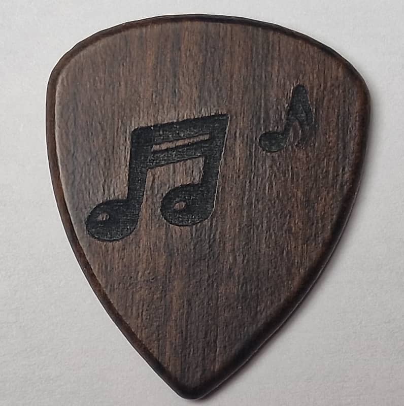 Médiator Plectre Pick guitare - Bois foncé Notes de musique - | Reverb