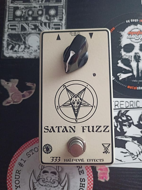 333 Half Evil Effects Satan fuzz | Reverb