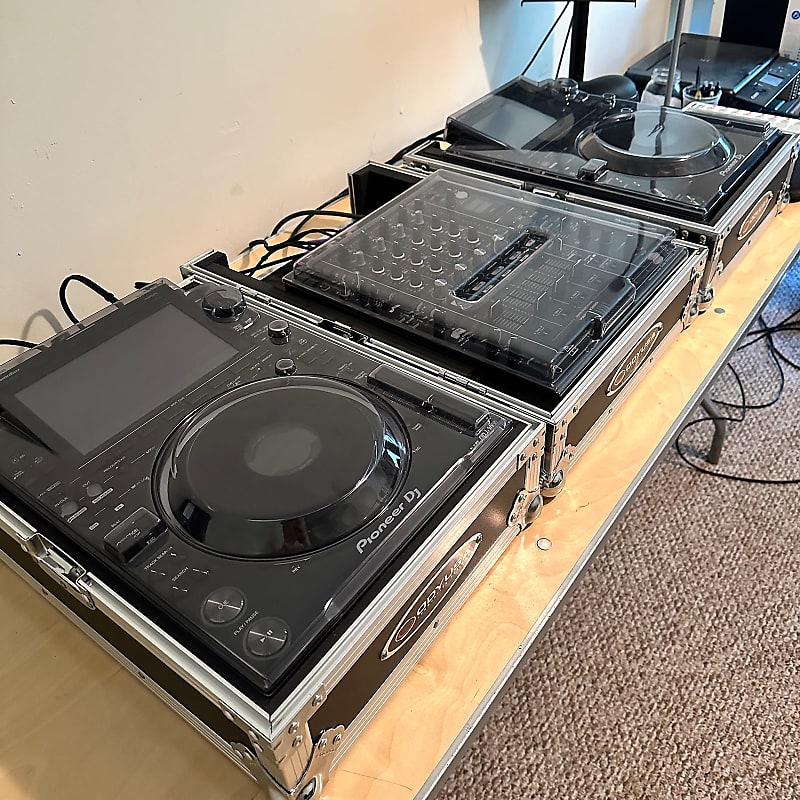 x2 Pioneer CDJ-3000 DJ Multi-Player Black with Extras | Reverb