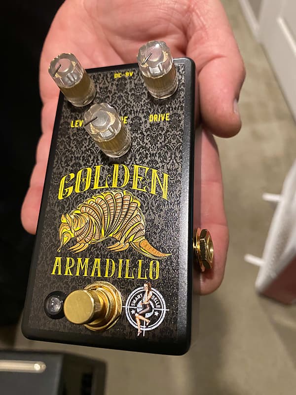 Smart Belle Golden Armadillo 2022 Gold | Reverb Canada
