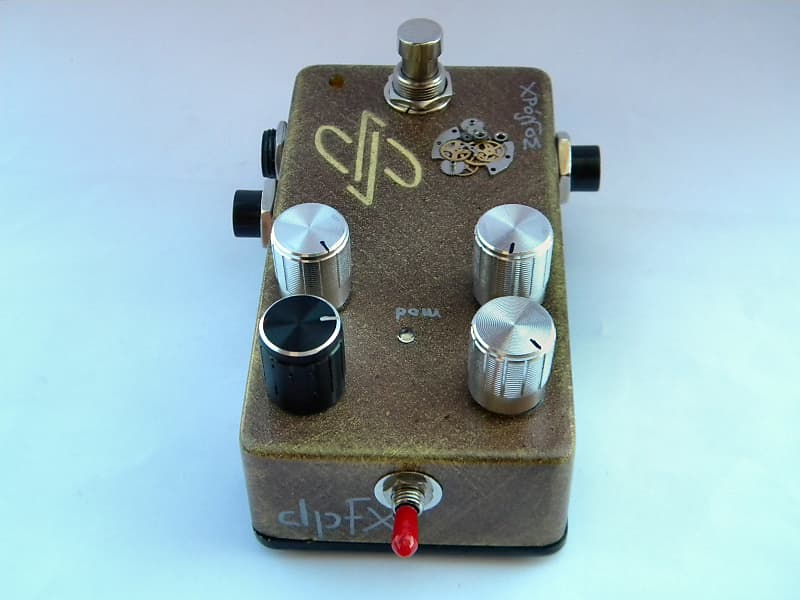 dpFX Pedals - CHRONOS delay with modulation | Reverb UK